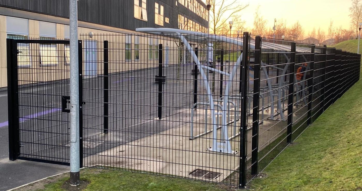 Airedale Fencing Ltd - Fencing Company Leeds, Bradford & West Yorkshire